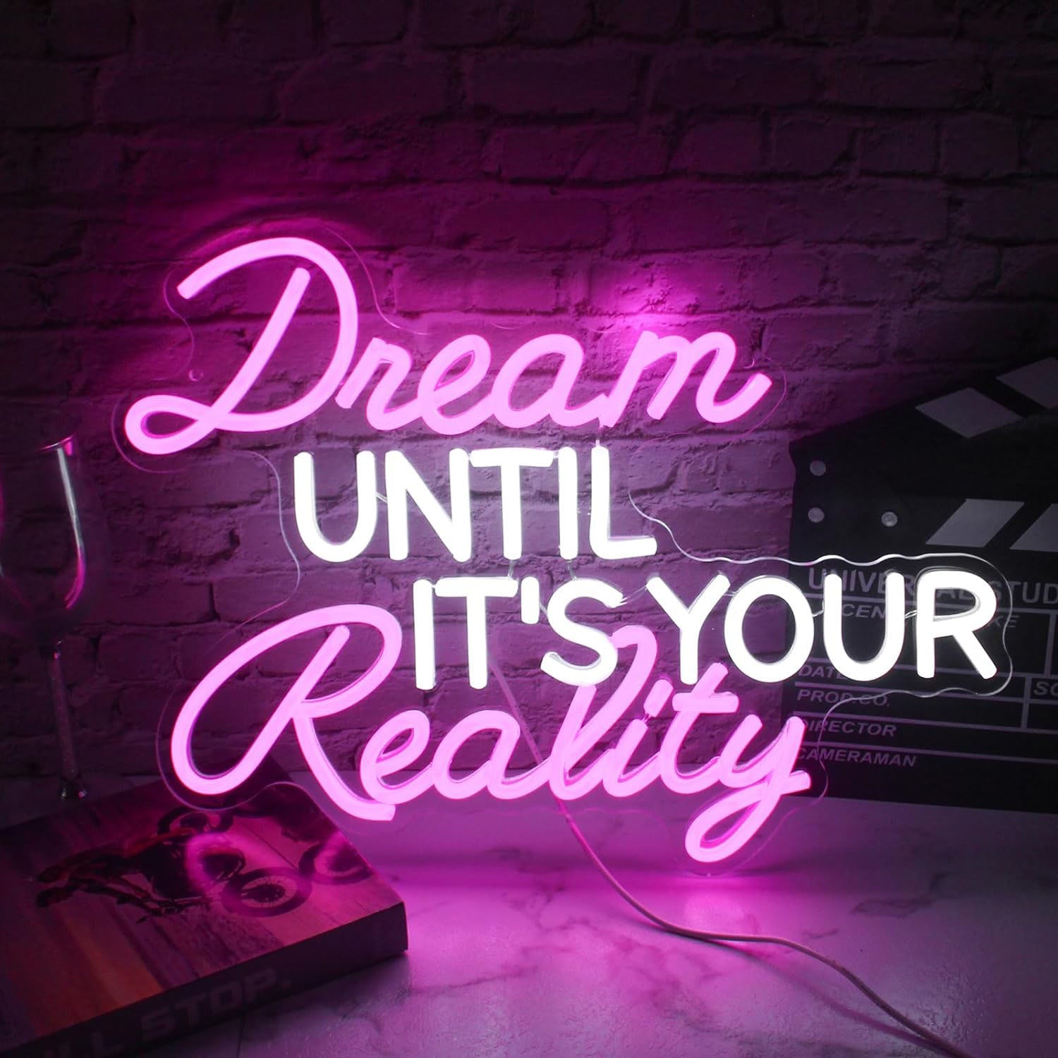 Neon Dream Wall Sign - X9AV – SOOOQ