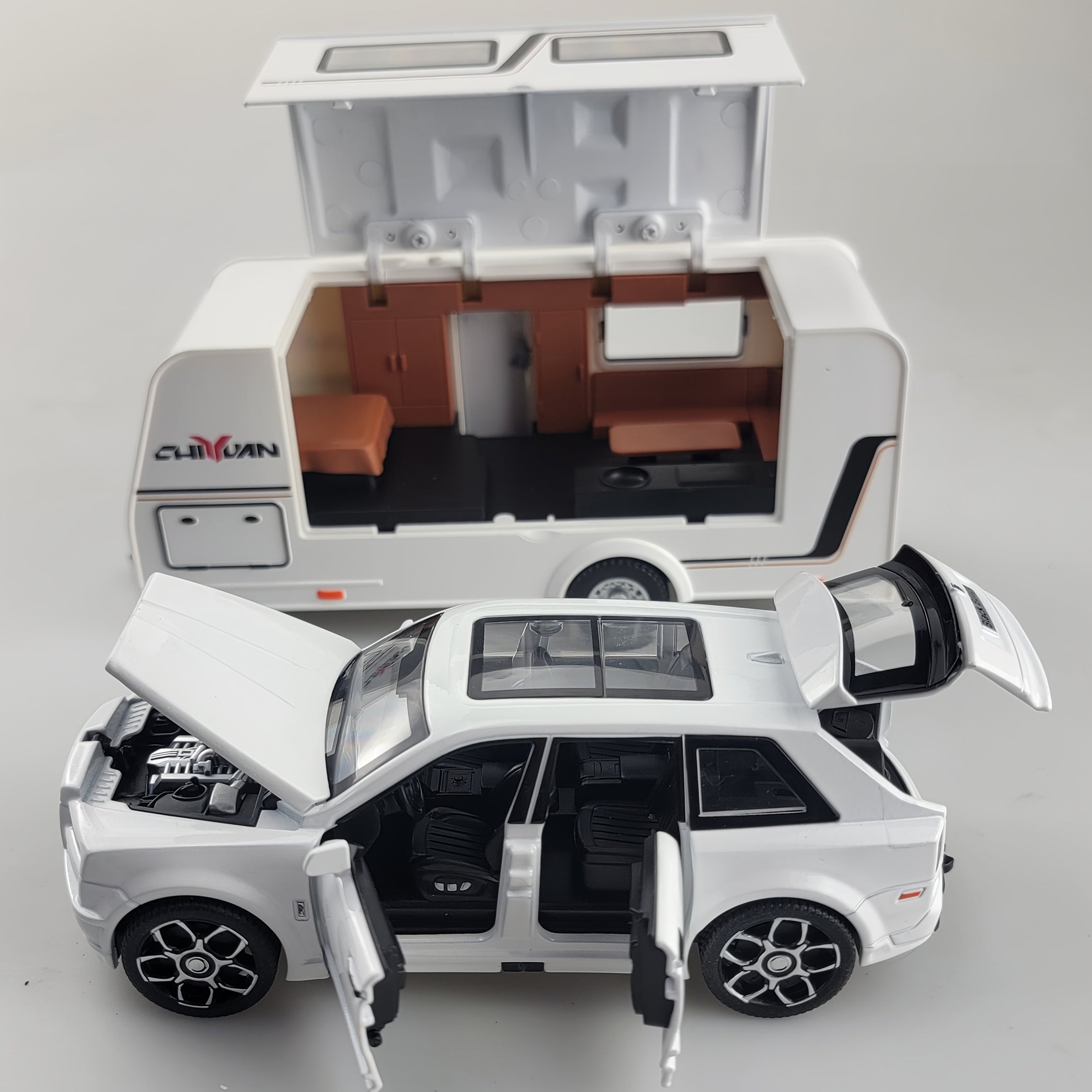 1:32 Scale Zinc Alloy Die-Cast RV Toy Car Model - Luxury Motorhome ...